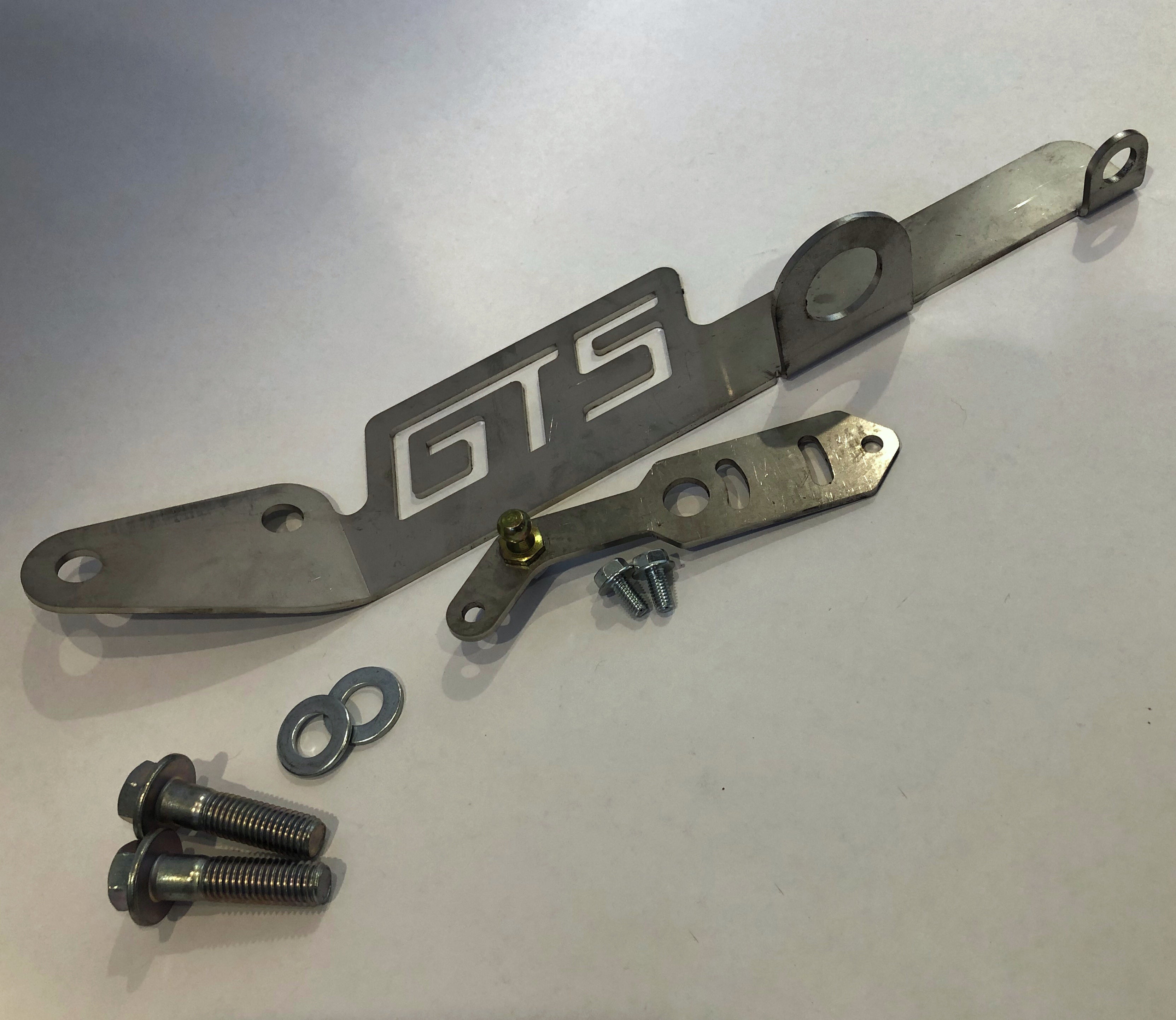 black-tie-p-pump-24-valve-race-throttle-cable-bracket-blacktieracefab